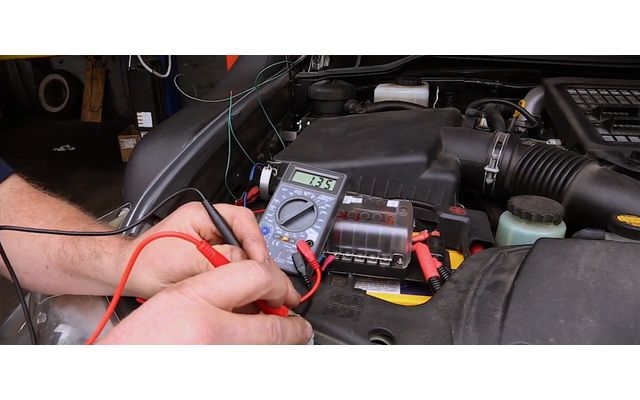 Narva | How to Measure Ohms with a Multimeter