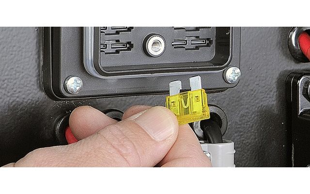 Narva | What fuse size do I need?