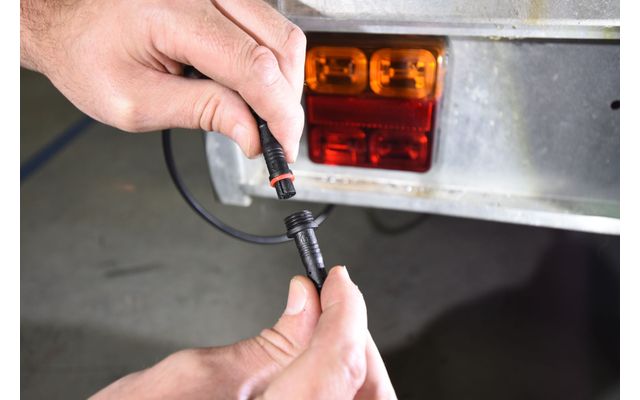 Narva | How to Install Narva Plug 'n' Play Trailer Light Kits